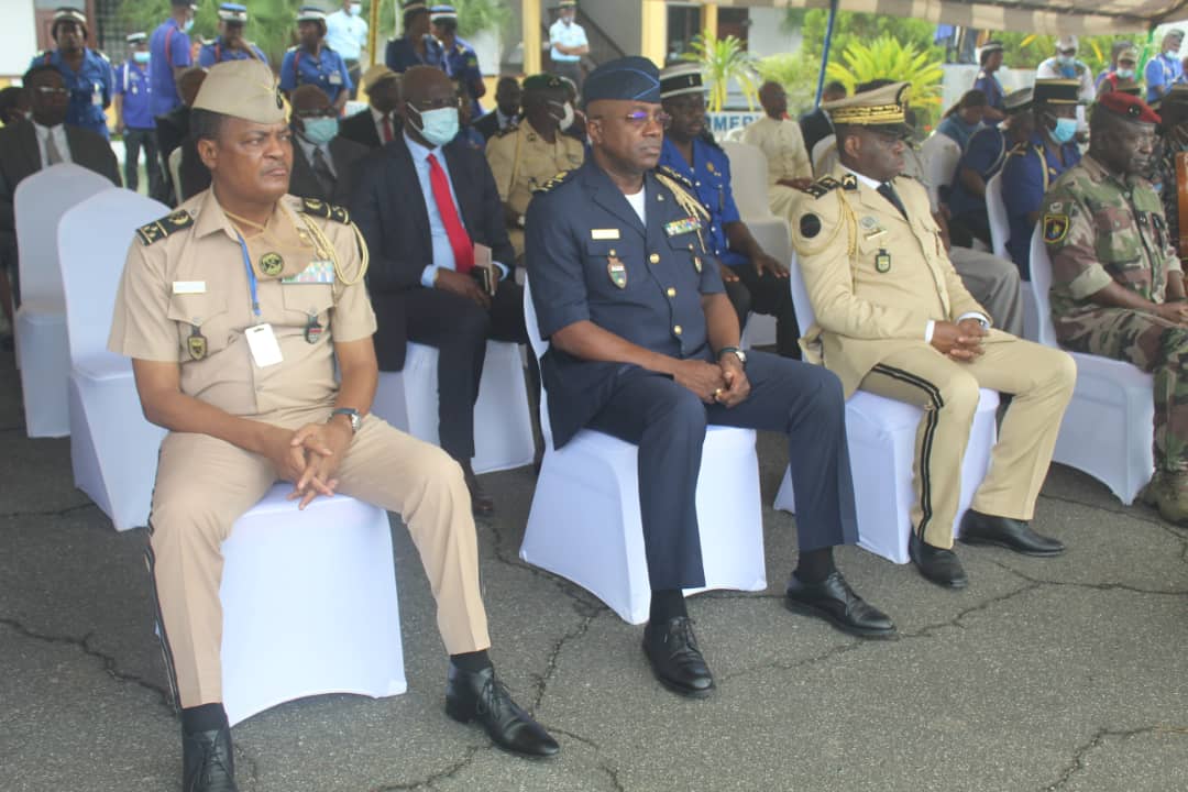 GENDARMERIE NATIONALE: LE COMMANDANT EN CHEF DES FORCES DE POLICE ...