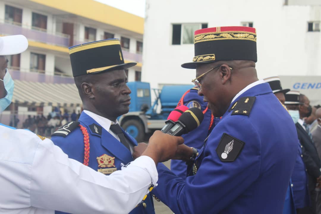 GENDARMERIE NATIONALE: LE COMMANDANT EN CHEF DES FORCES DE POLICE ...